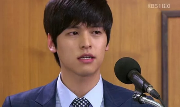 "아, 이 형 잘 생겼었지"…이장우 13년 전 사진에 웃픈 반응