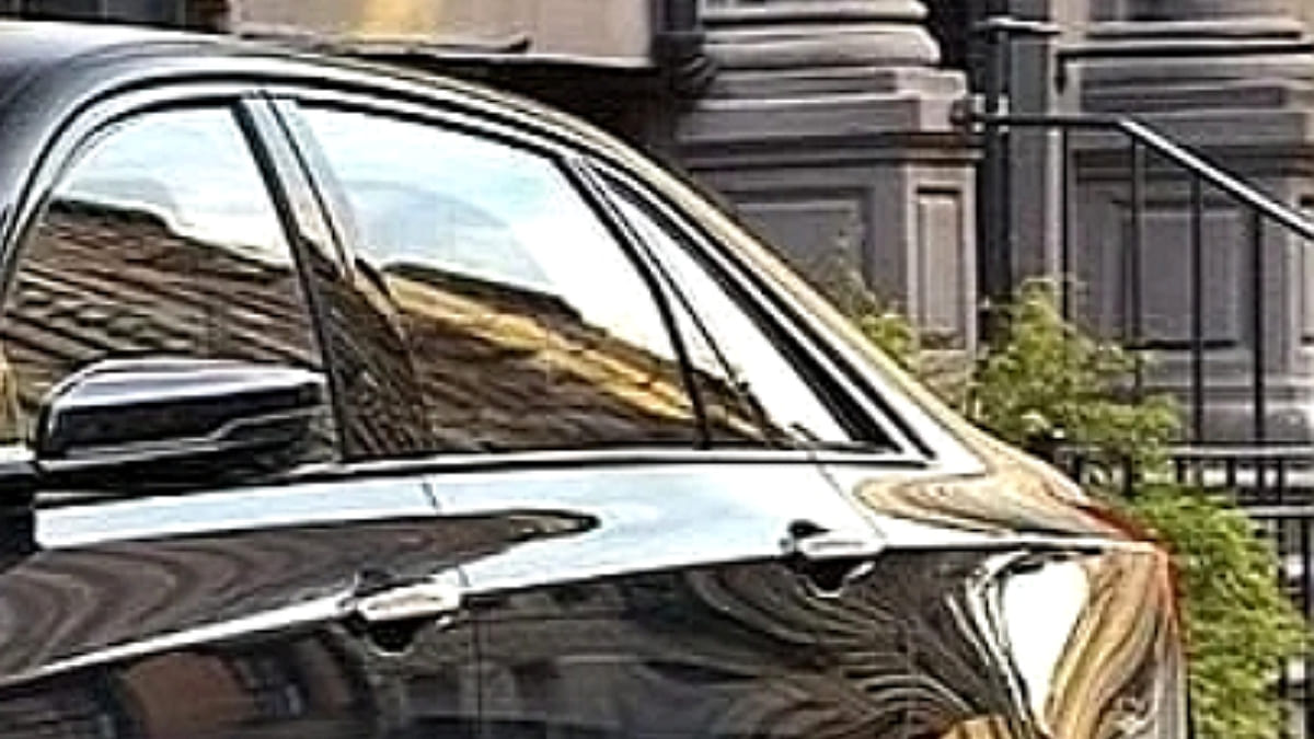 쉐보레 '트랙스 크로스오버', 세단으로 변신?…렌더링 보니